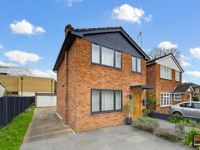 3 Bedroom Detached House