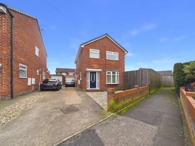 3 Bedroom Detached House