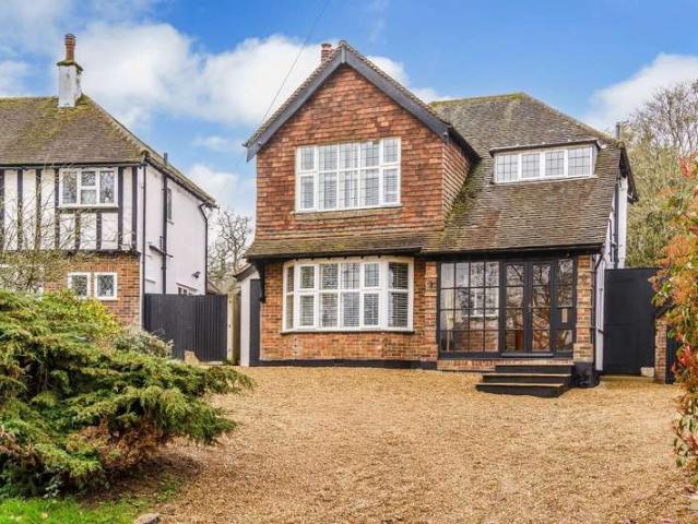 3 Bedroom Detached House
