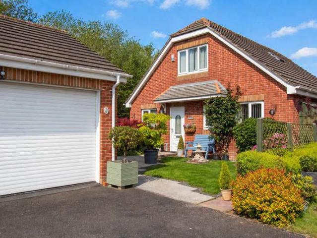 3 Bedroom Detached House
