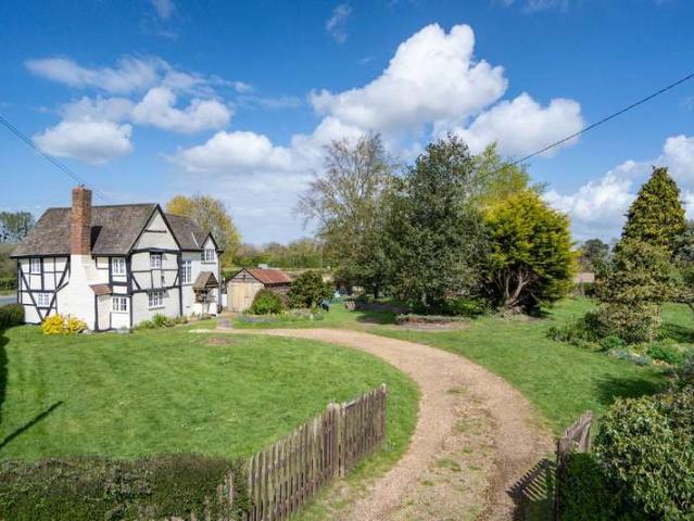 3 Bedroom Detached House