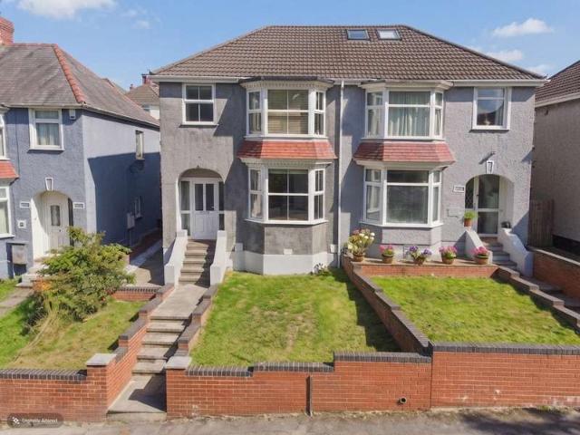 3 Bedroom Detached House