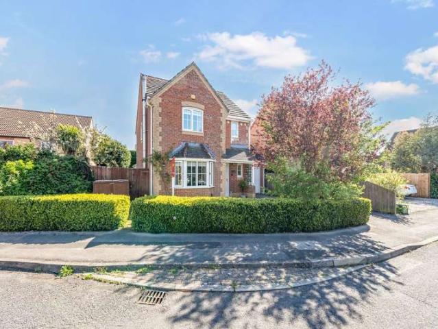3 Bedroom Detached House