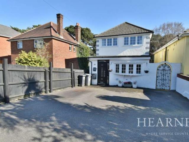 3 Bedroom Detached House
