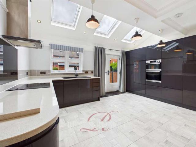 3 Bedroom Detached House