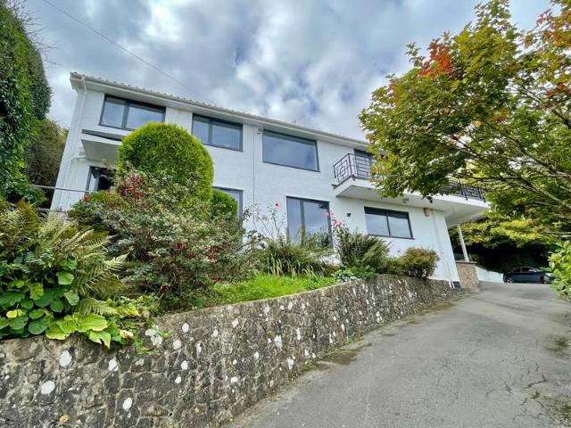 3 Bedroom Detached House