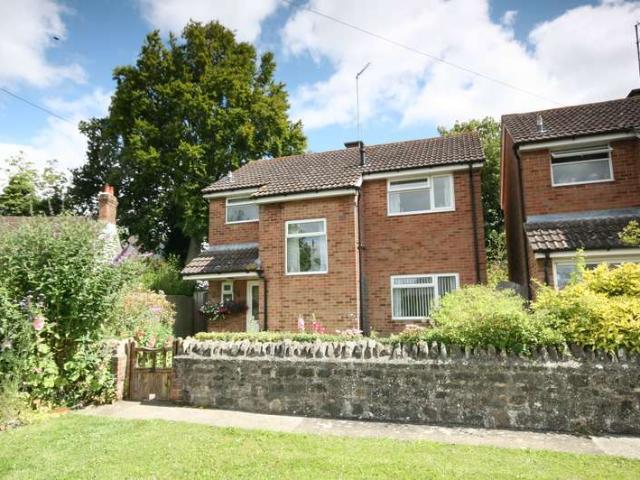 3 Bedroom Detached House