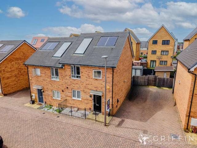 3 Bedroom Detached House