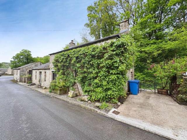 3 Bedroom Detached House