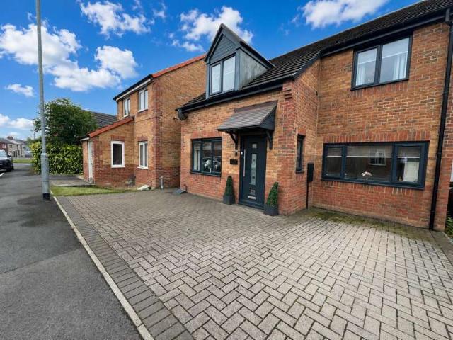 3 Bedroom Detached House
