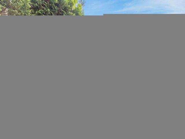 3 Bedroom Detached House