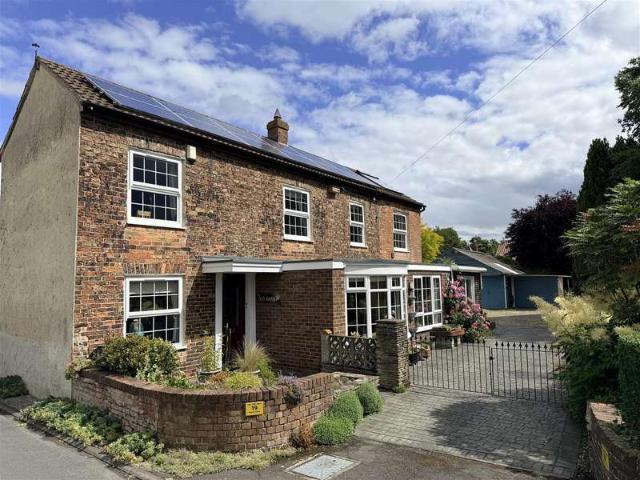 3 Bedroom Detached House