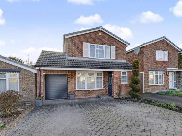 3 Bedroom Detached House