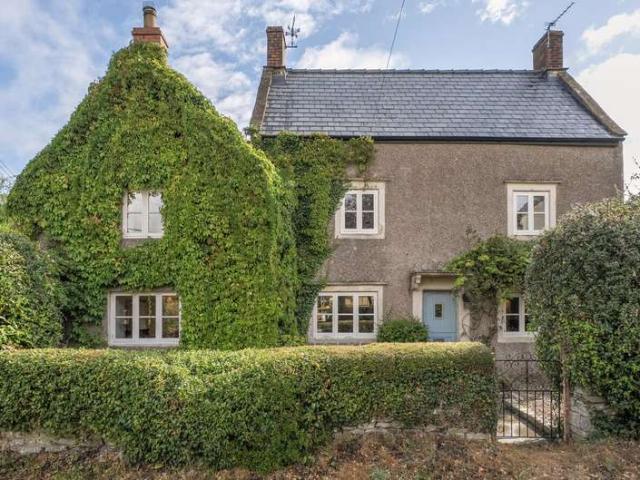 3 Bedroom Detached House