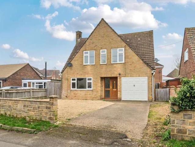 3 Bedroom Detached House