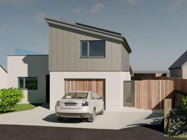 3 Bedroom Detached House