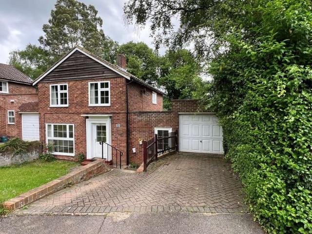 3 Bedroom Detached House