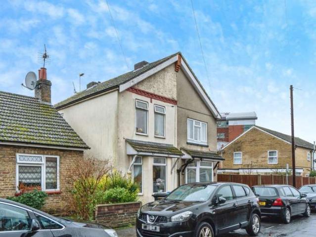 3 Bedroom Detached House