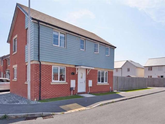 3 Bedroom Detached House