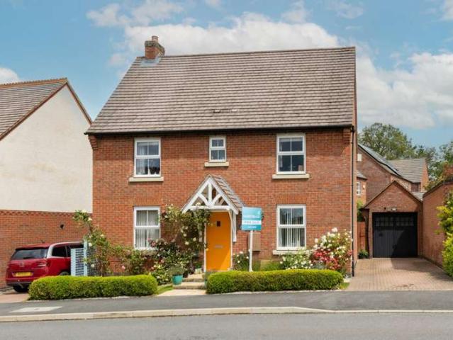 3 Bedroom Detached House