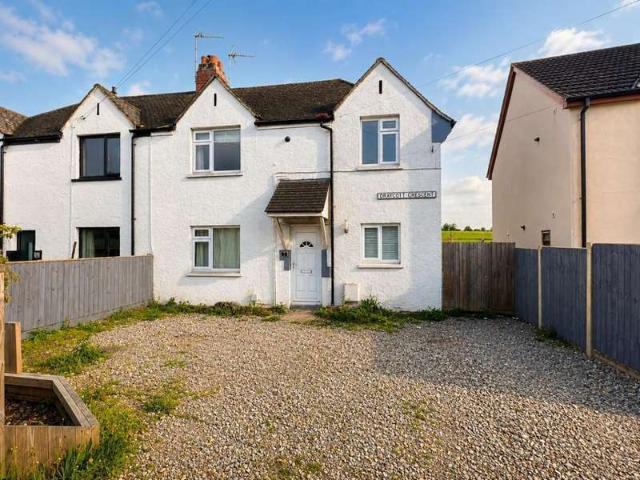3 Bedroom Detached House