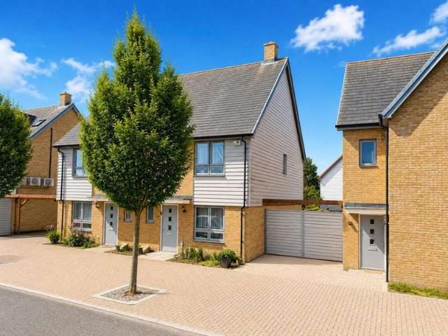 3 Bedroom Detached House