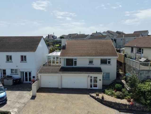 3 Bedroom Detached House