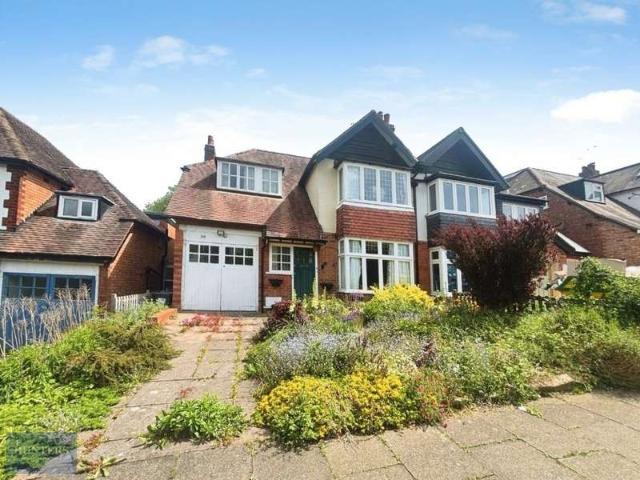 3 Bedroom Detached House