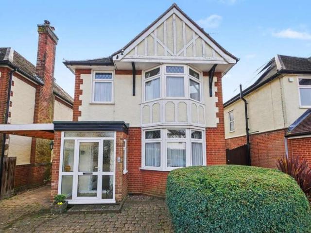 3 Bedroom Detached House