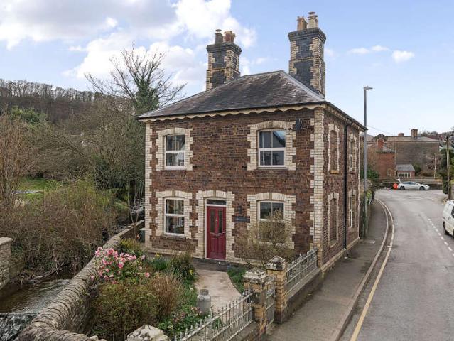 3 Bedroom Detached House