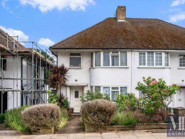 3 Bedroom Detached House
