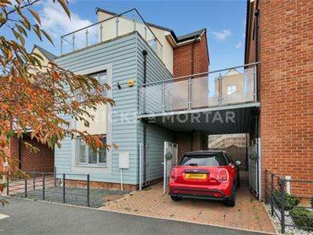 3 Bedroom Detached House