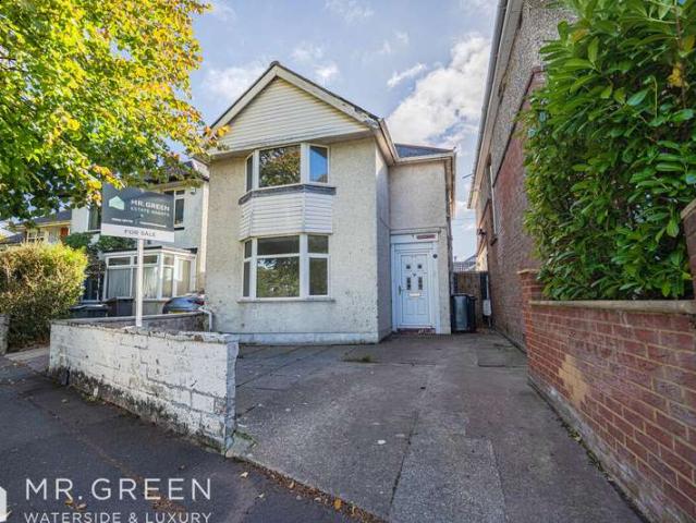 3 Bedroom Detached House
