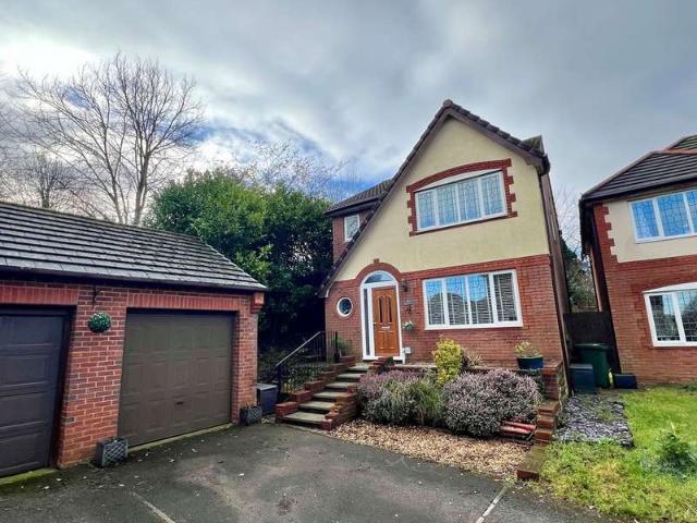 3 Bedroom Detached House