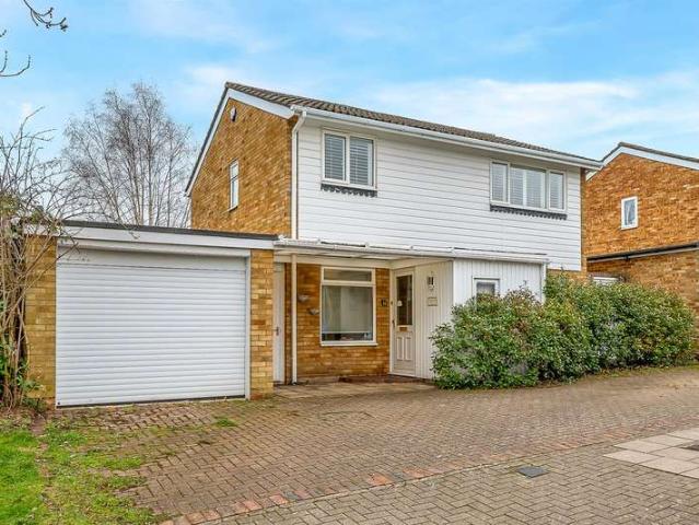 3 Bedroom Detached House