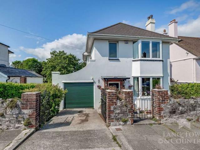 3 Bedroom Detached House