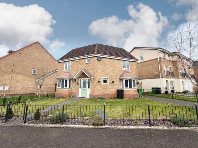 3 Bedroom Detached House