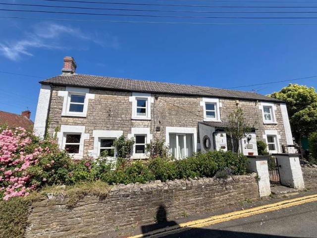 3 Bedroom Detached House