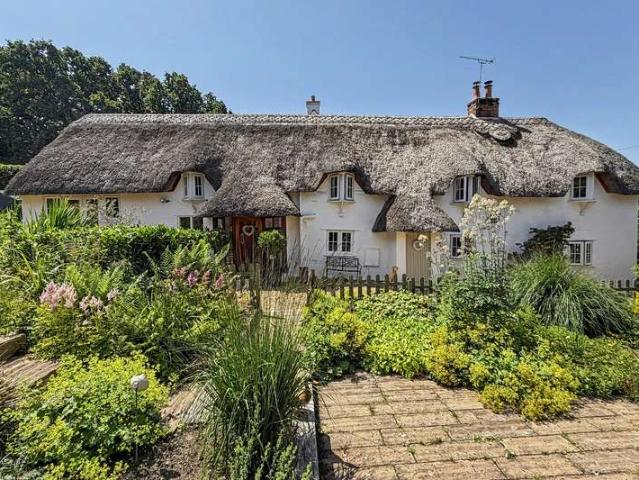 3 Bedroom Detached House