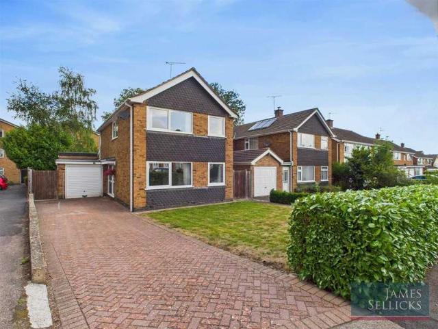 3 Bedroom Detached House