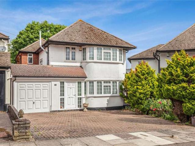 3 Bedroom Detached House