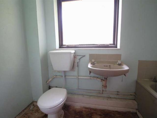 3 Bedroom Detached House
