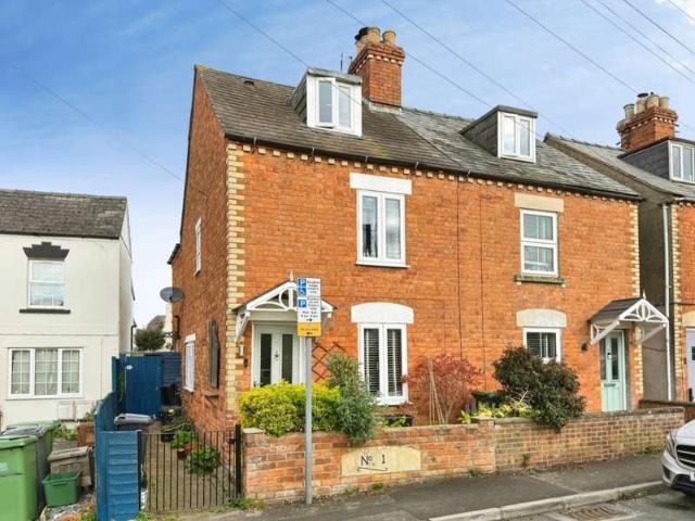3 Bedroom Detached House