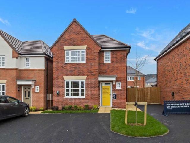 3 Bedroom Detached House