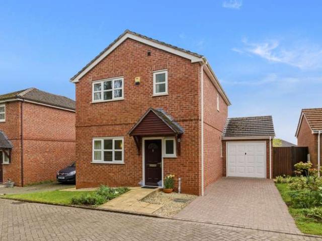 3 Bedroom Detached House
