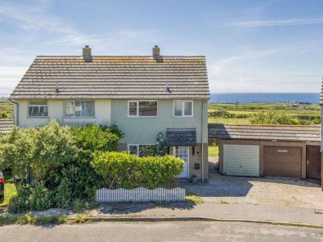 3 Bedroom Detached House