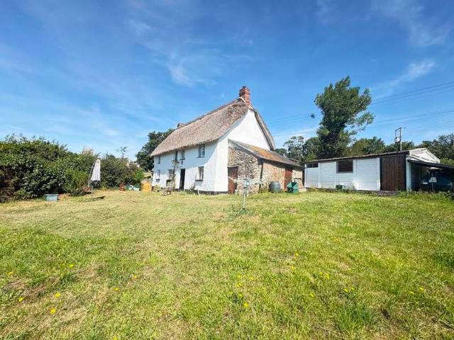 3 Bedroom Detached House