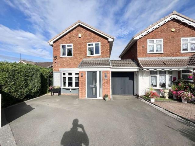 3 Bedroom Detached House
