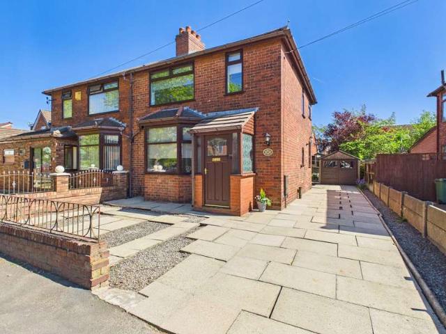 3 Bedroom Detached House