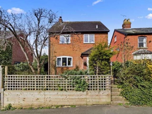 3 Bedroom Detached House